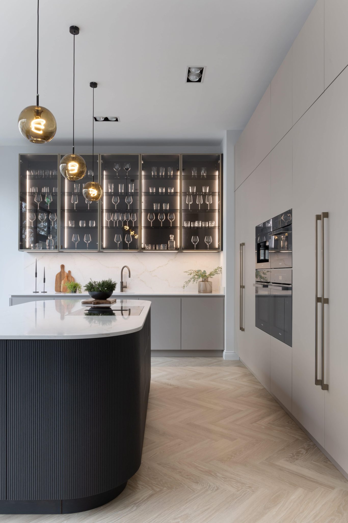 Contemporary German Pronorm Kitchen Design - Classic Interiors